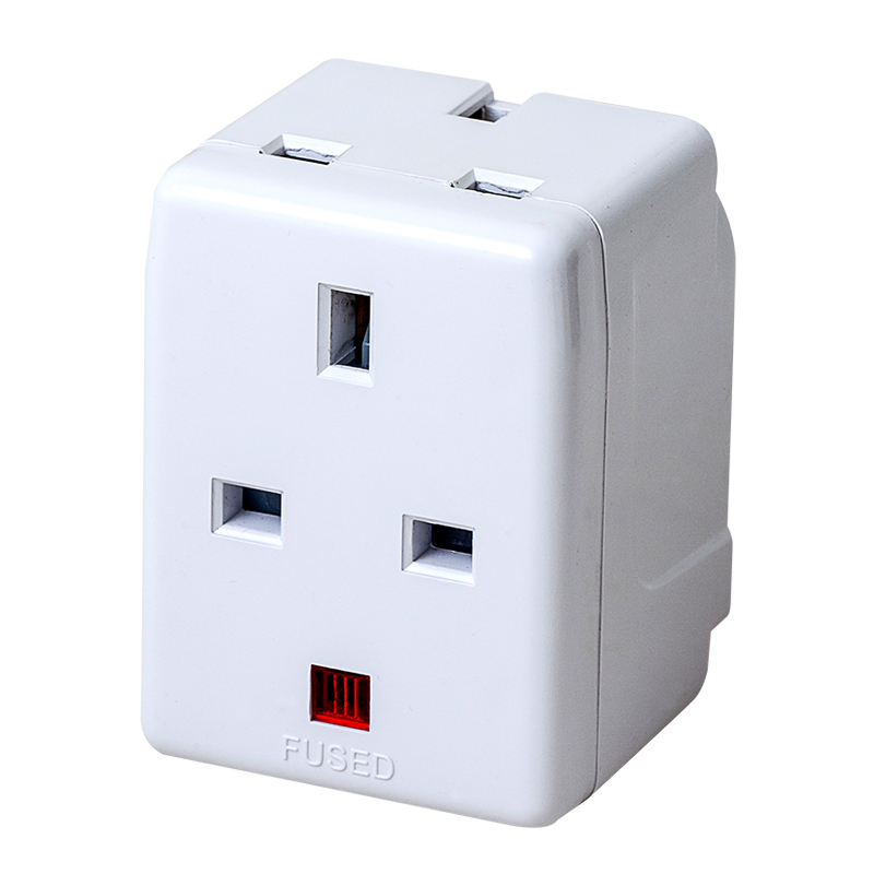240/250V 13A/15A Socket Outlets - 13A 3Way Adaptor